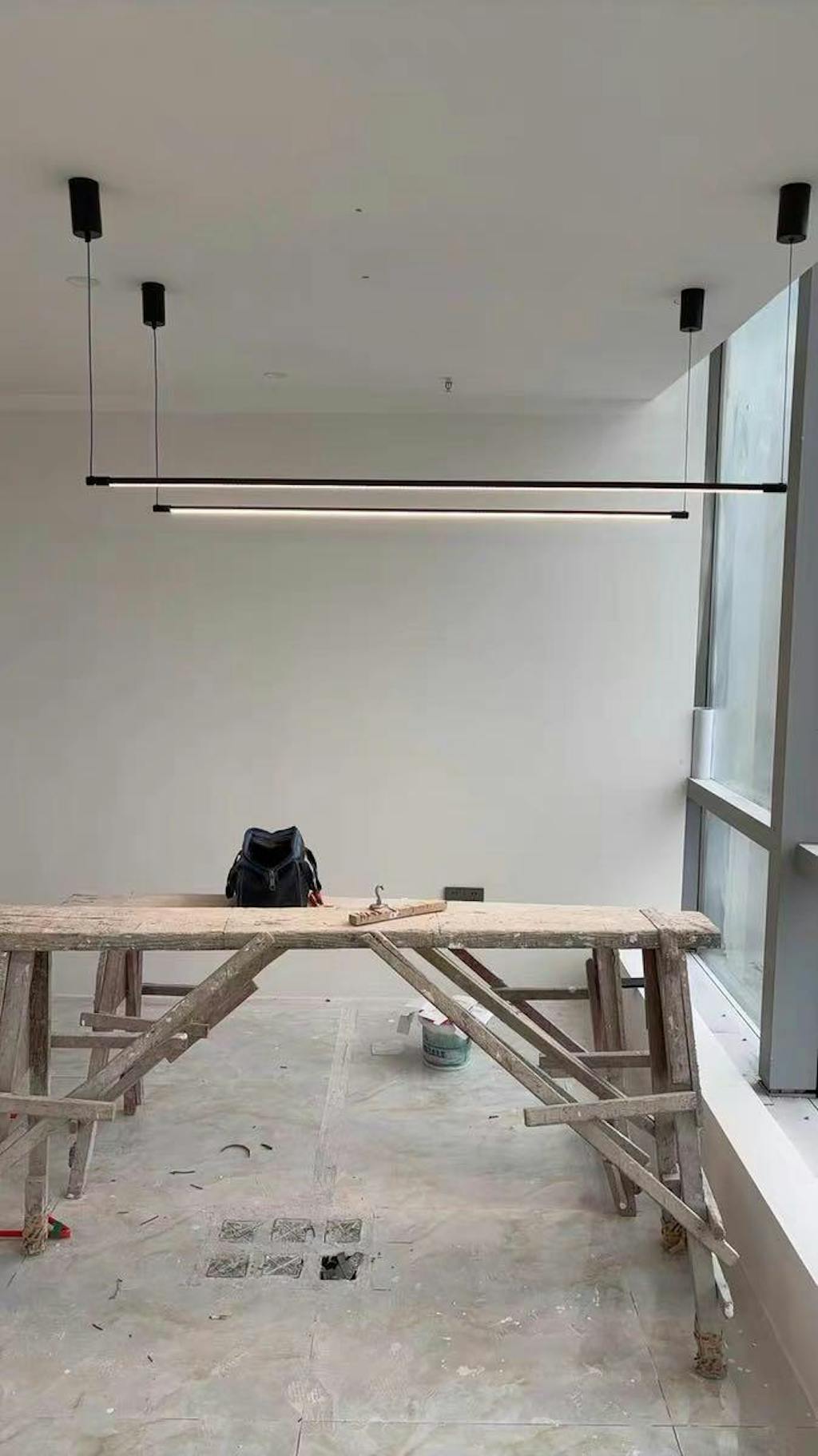 Modern Minimalist LED Linear Pendant Light Black Living Room | Las Sola