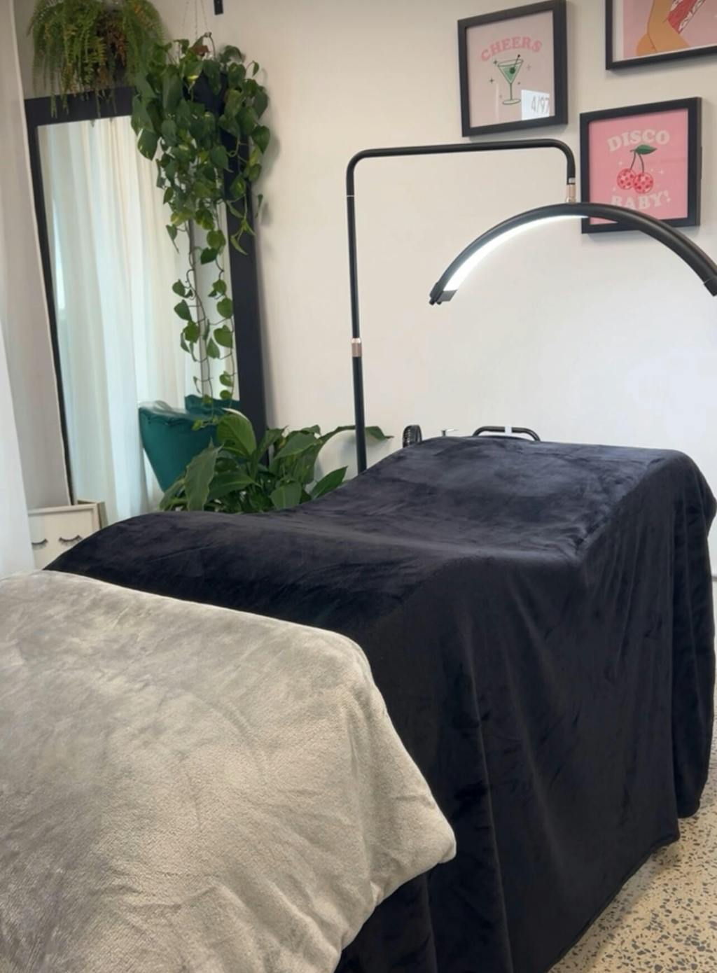 Curved Foam Lash Bed Mattress Topper – Lash Jungle