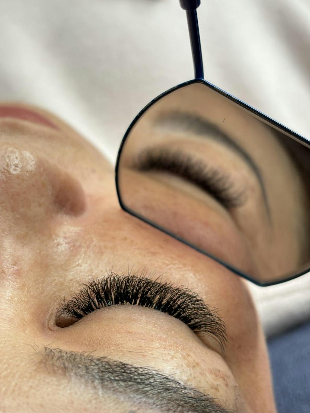 6D Premade Volume Fans Ultra Dark Short Stem – Lash Jungle