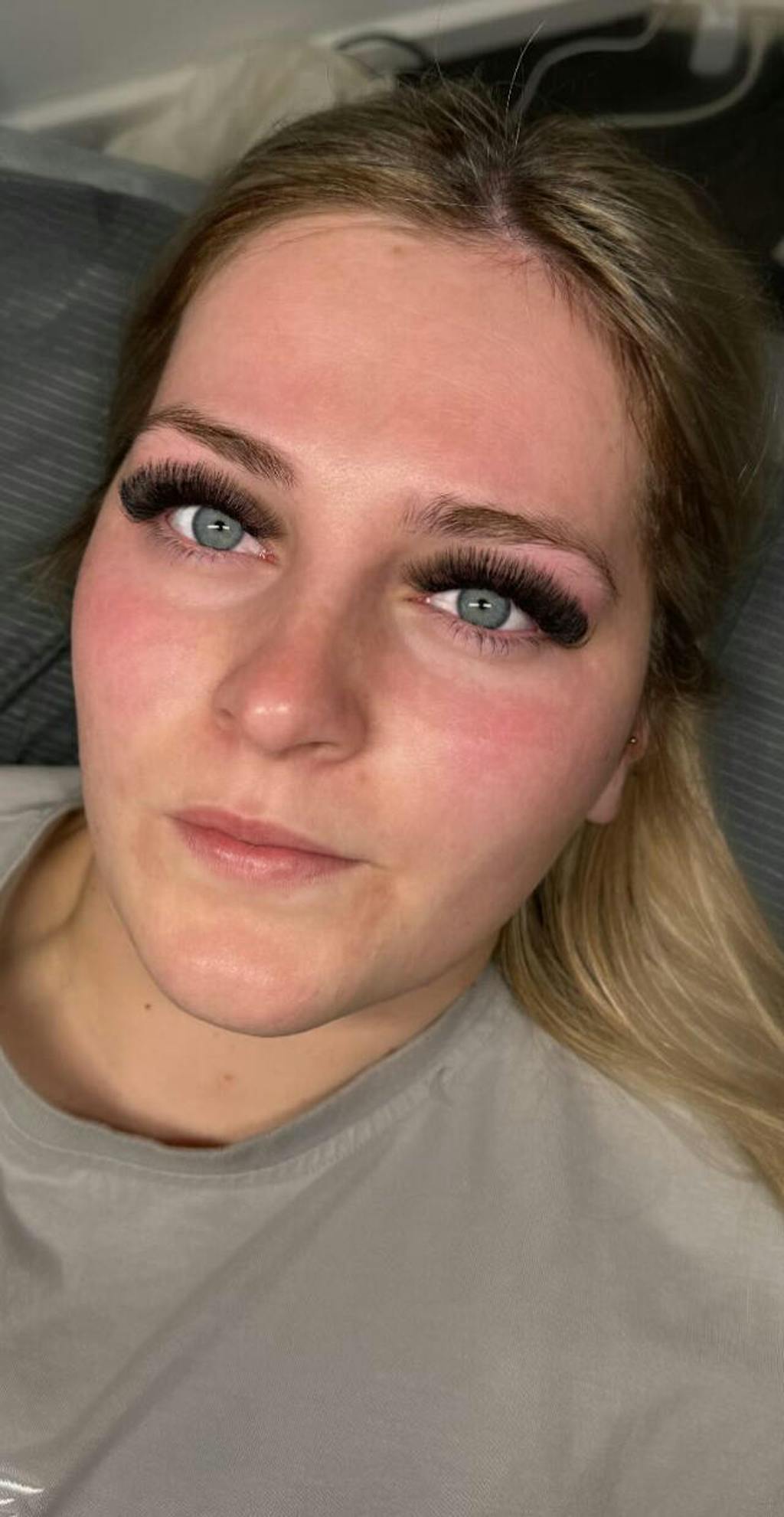 6D Premade Volume Fans Ultra Dark Long Stem – Lash Jungle