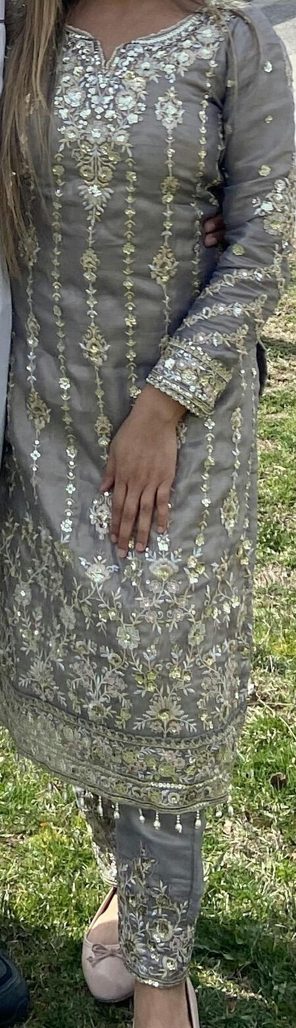 Dusty Grey Embroidered Straight Suit – Lashkaraa