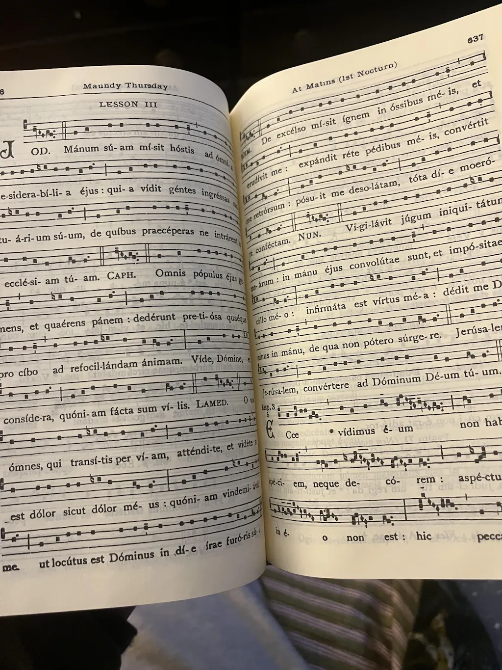 Liber Usualis 1963 & 1952 (Latin Chant with Gregorian Notation) – Latin ...