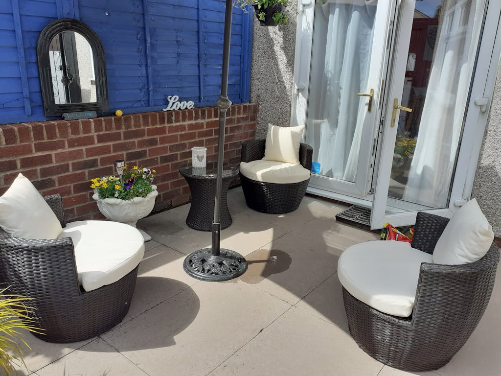 2 Seater Rattan Egg Chair Bistro Set - Black - Laura James