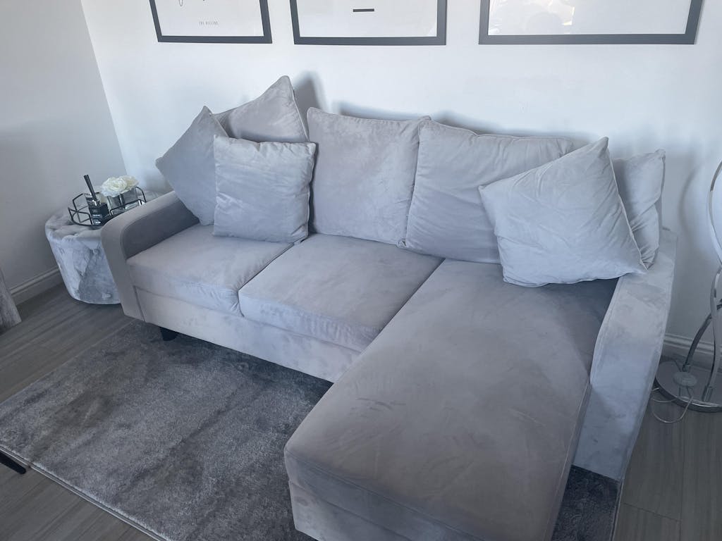 Tracy corner sofa - grey velvet - Laura James