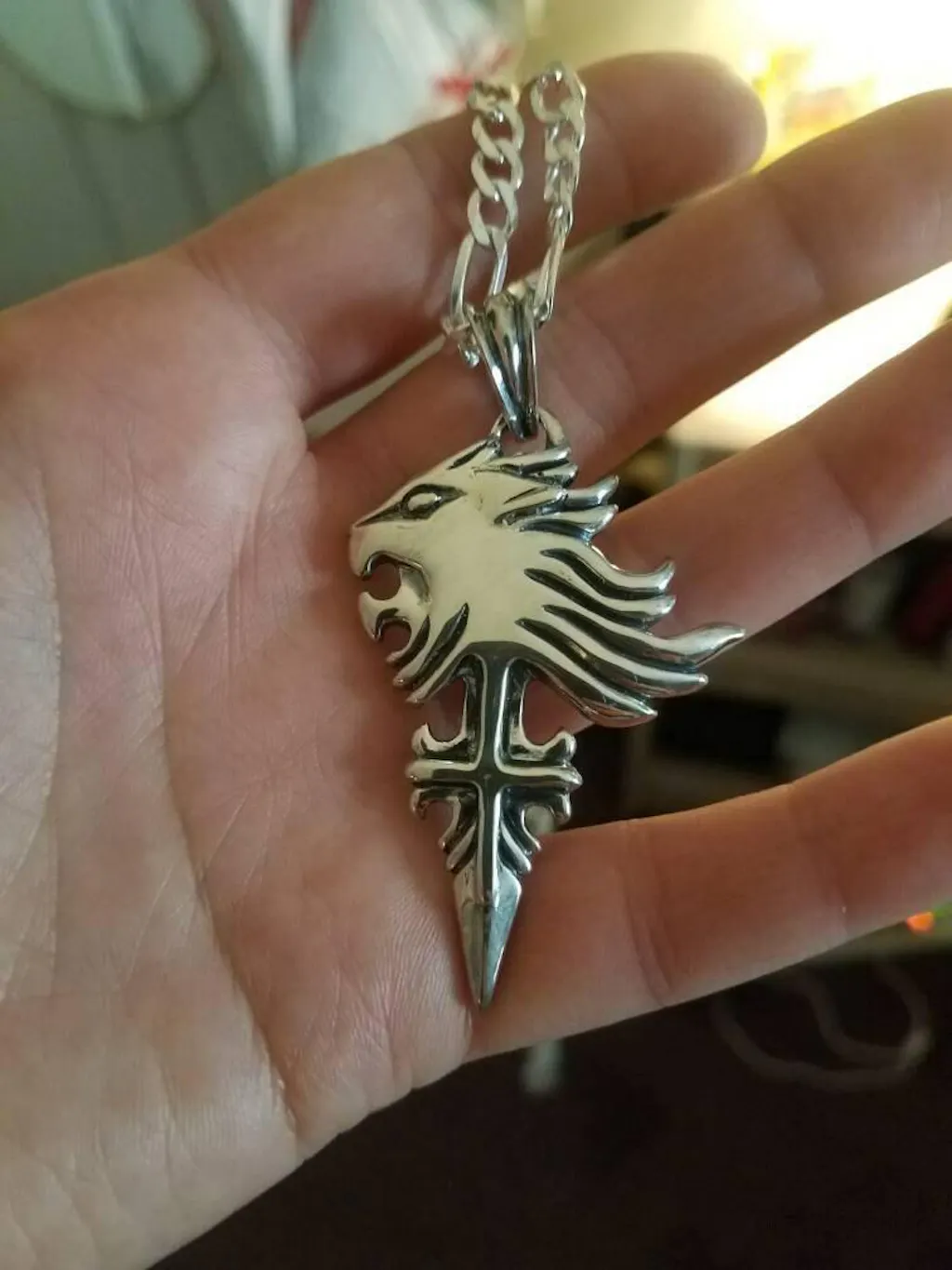Medium Final Fantasy 8 Squall Griever Pendant – Le Dragon Argenté
