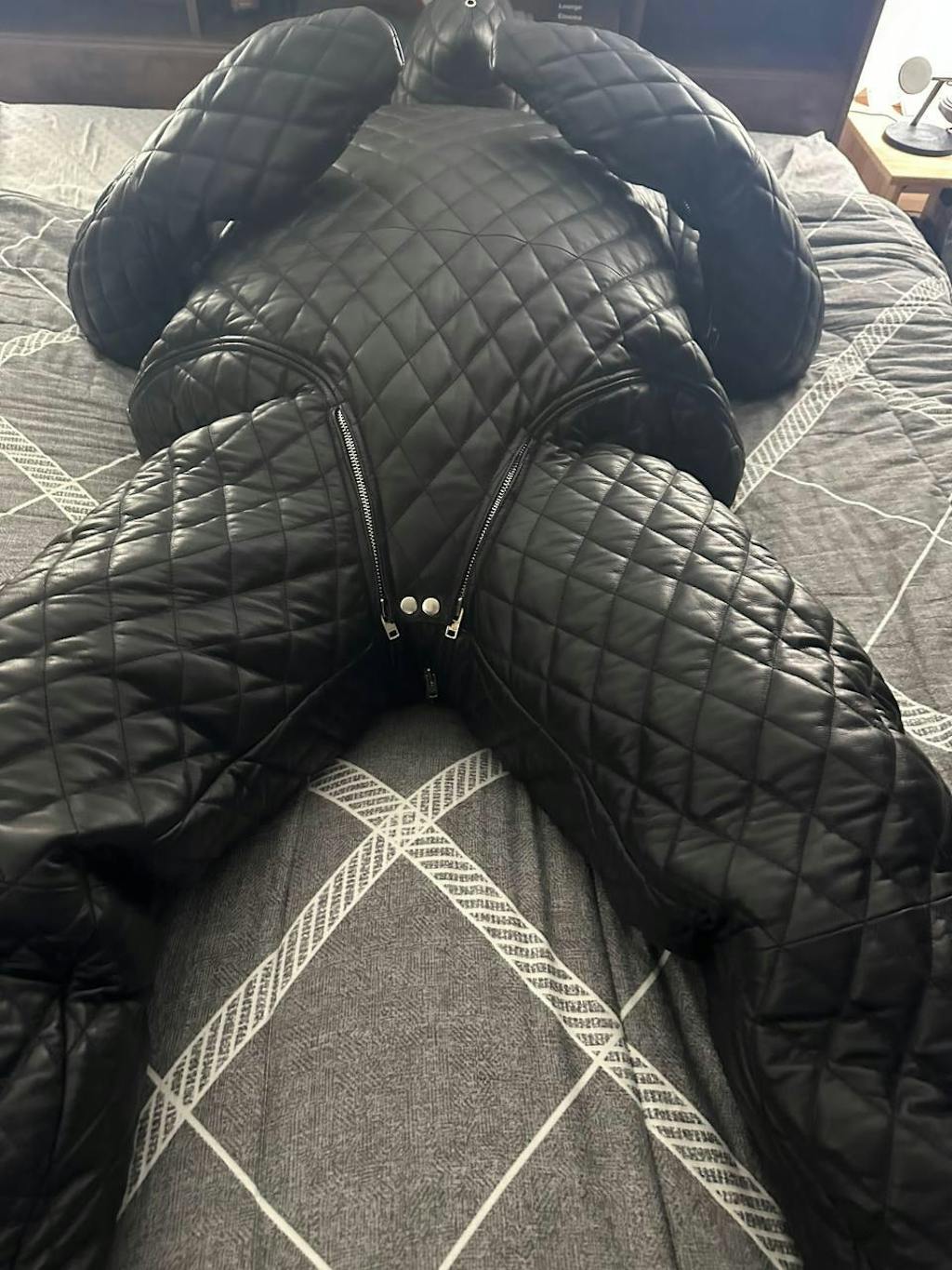 Quilted Bondage Suit All Black – LeatherPrison