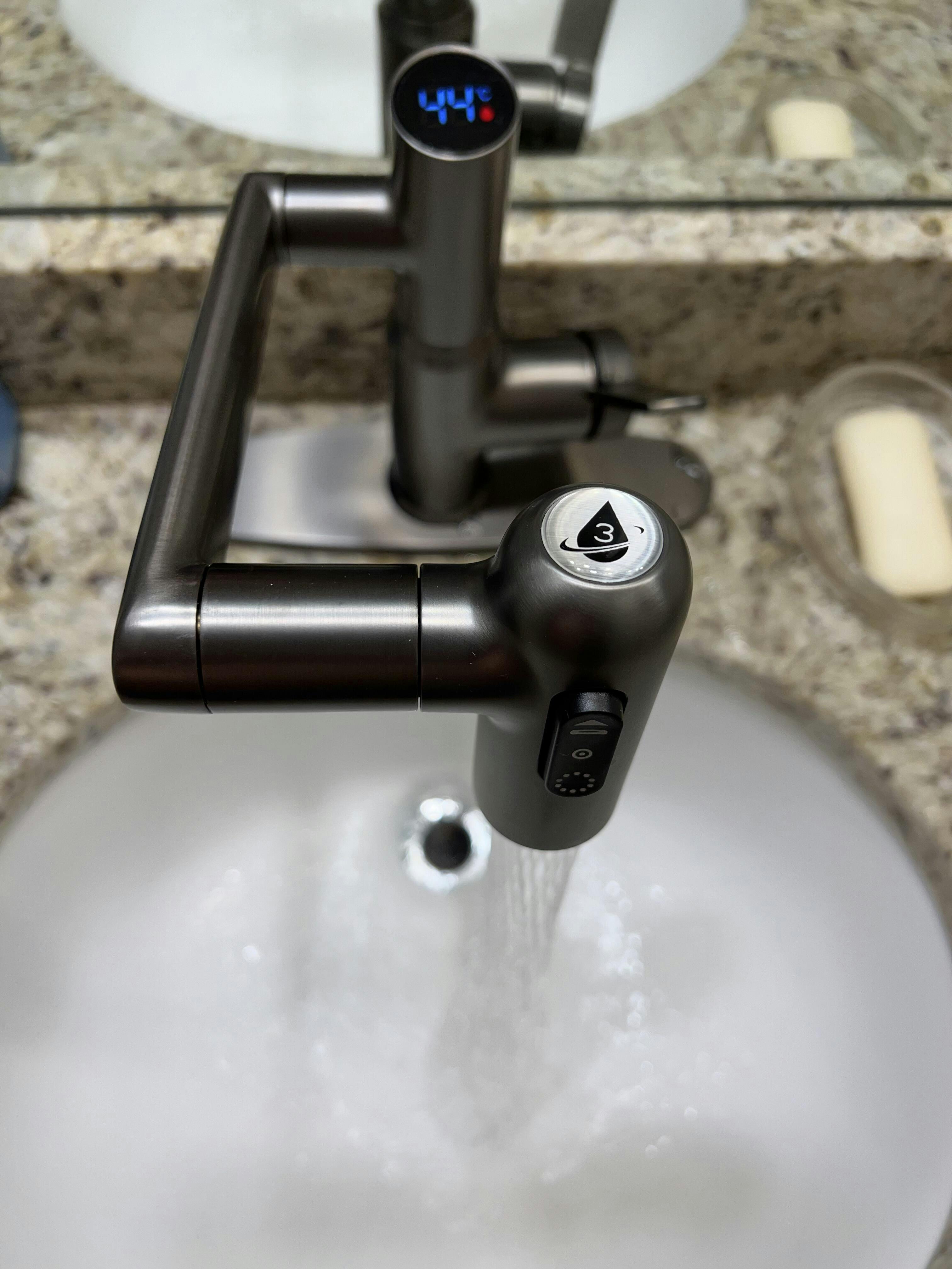 2024 Latest Smart Modern Rotatable Bathroom Faucet-BF2204 – Lefton Home