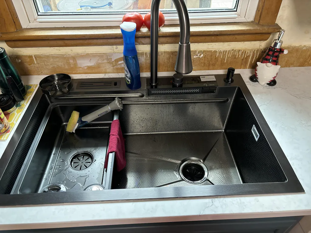 LEFTON Smart Waterfall Workstation Kitchen Sink Set – Lefton Home