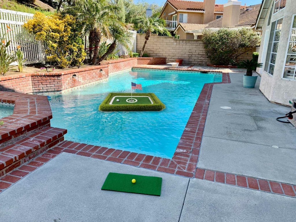 Lesmart Pool Floating Golf Turf Game | Floating Chipping Green | Golf ...