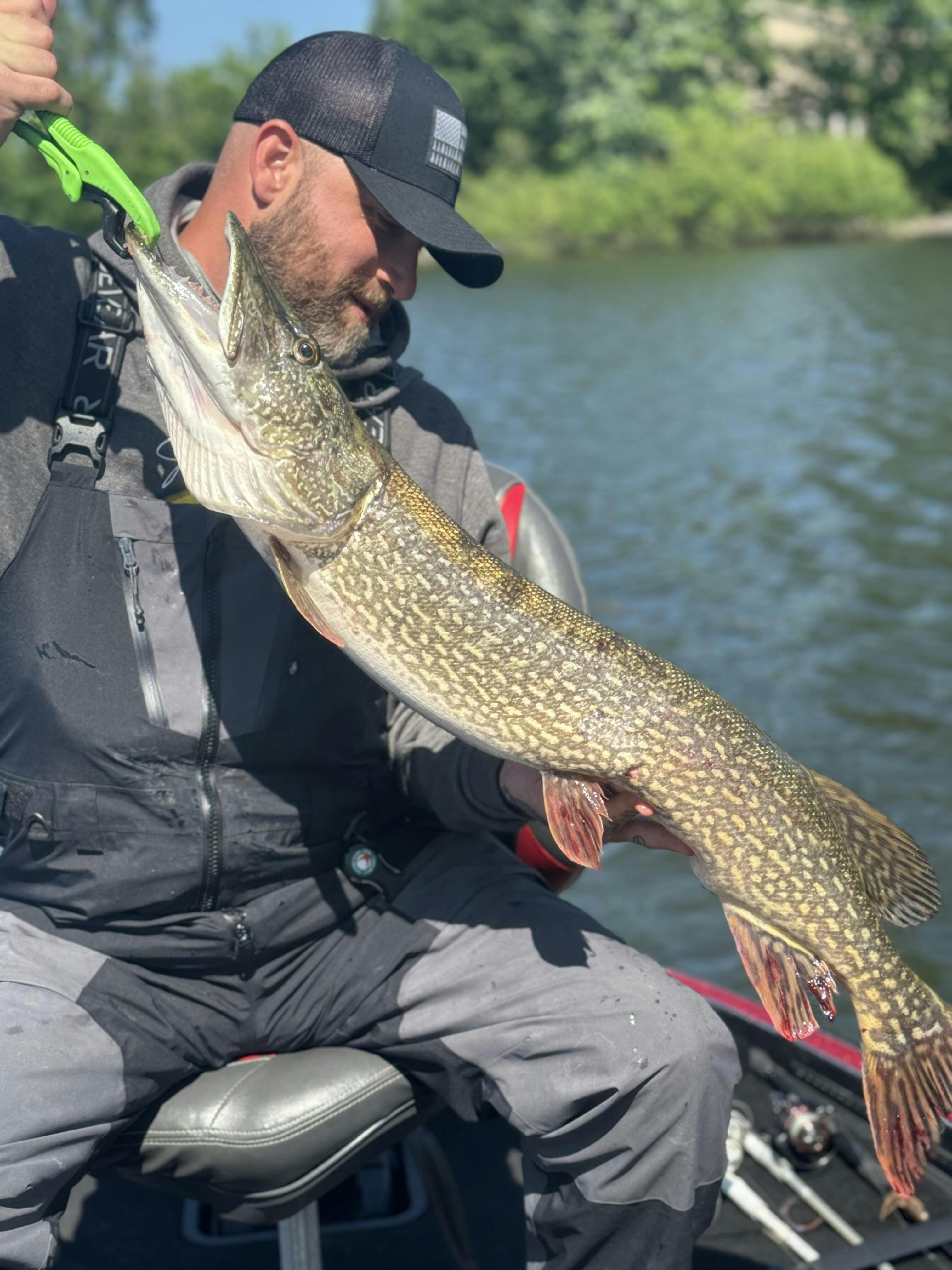 Simple Faith Swimbait Casting Rod – Leviathan Rods