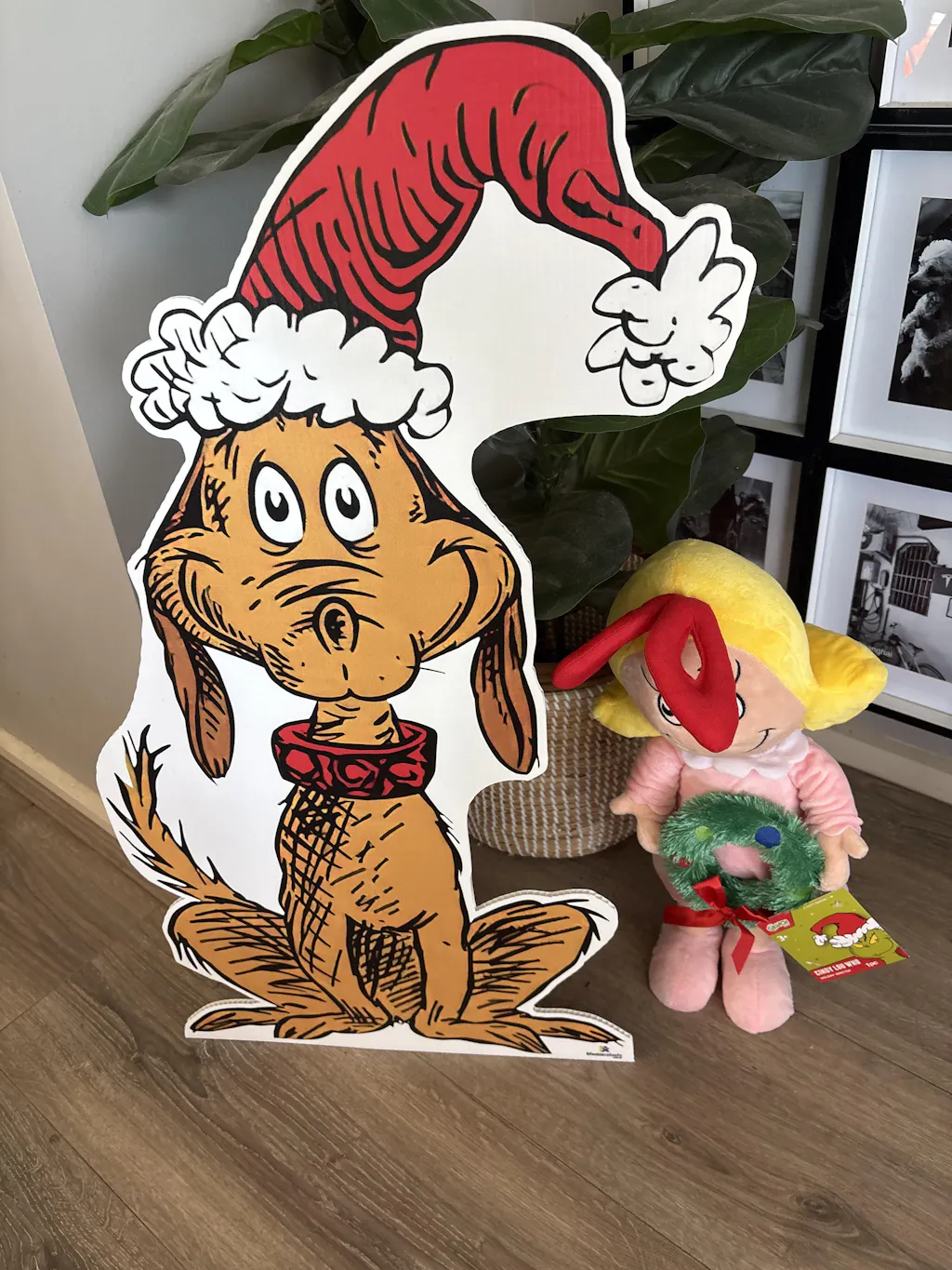 Max the Dog - The Grinch Cardboard Cutout – LifesizeCutouts