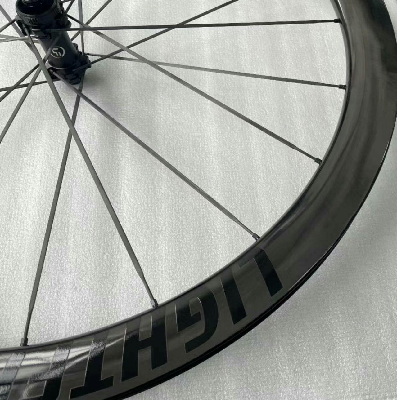 LIGHTFAST超軽量カーボンスポークホイールセット-LF CSB – LightFast