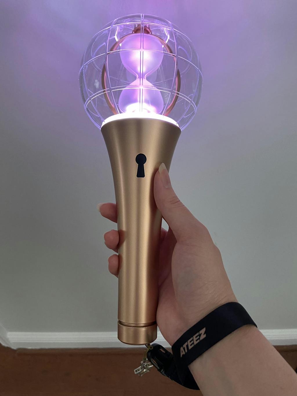 ATEEZ OFFICIAL (LIGHTINY VER. 2) LIGHTSTICK – LightUpK