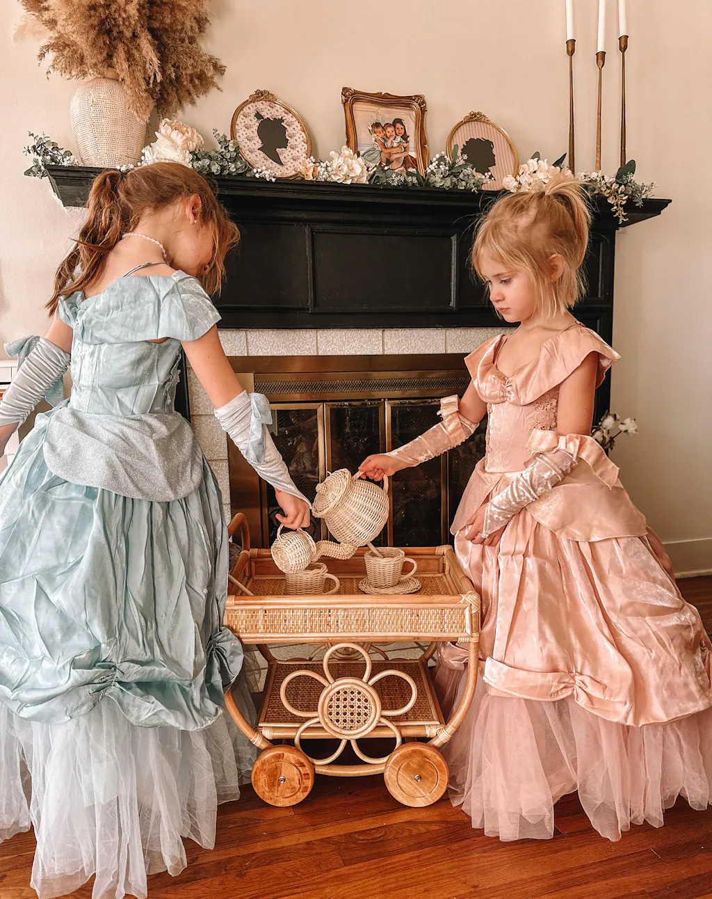 Little Royal Tea Set – Lila & Leo