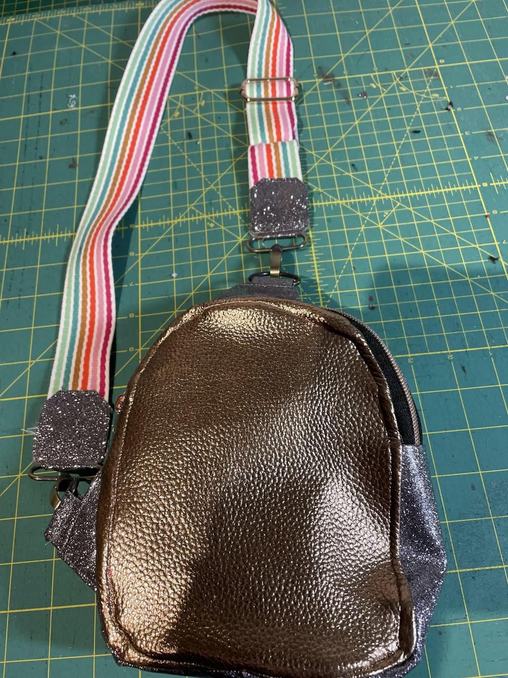 Mav Pack PDF Sewing Pattern (includes SVGs, A0 file, Projector File, a ...