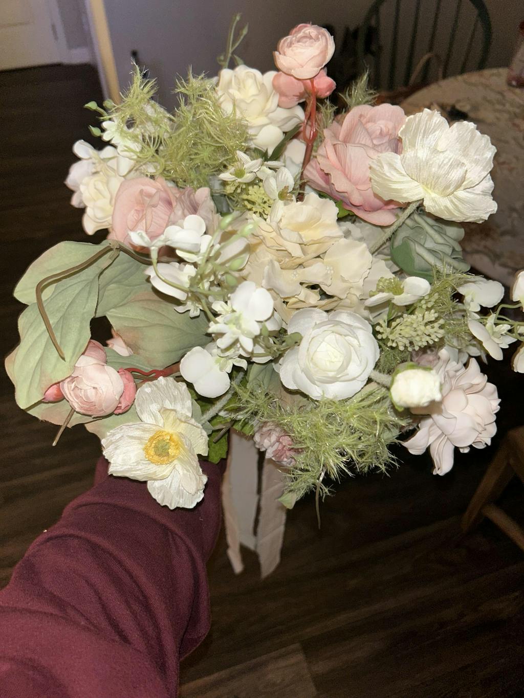 Small Free-Form Bridal Bouquet in Garden Blush – Ling's Moment