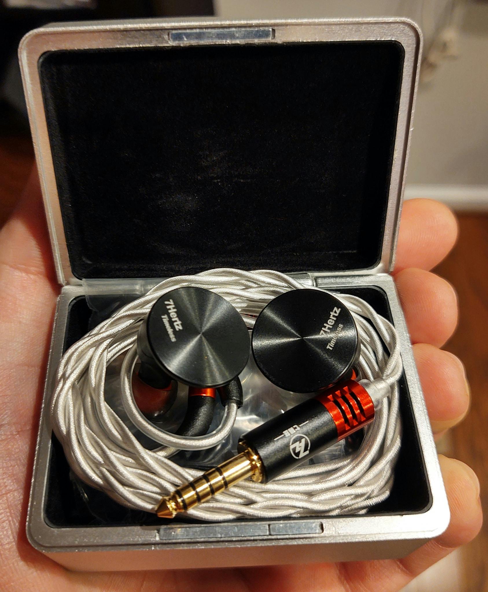 Linsoul Audio-7HZ Timeless 14.2mm Planar HiFi In-ear Earphone