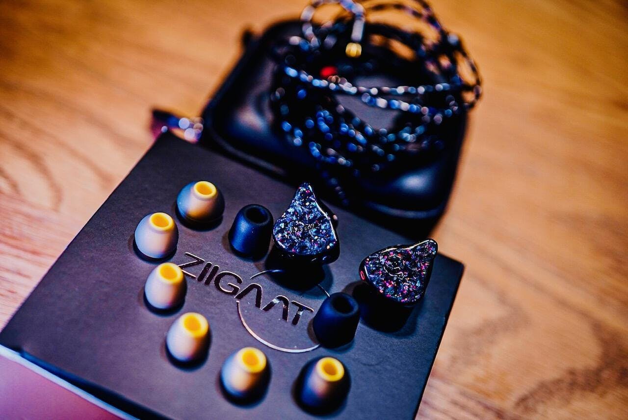 ZiiGaat x Fresh Reviews Arete