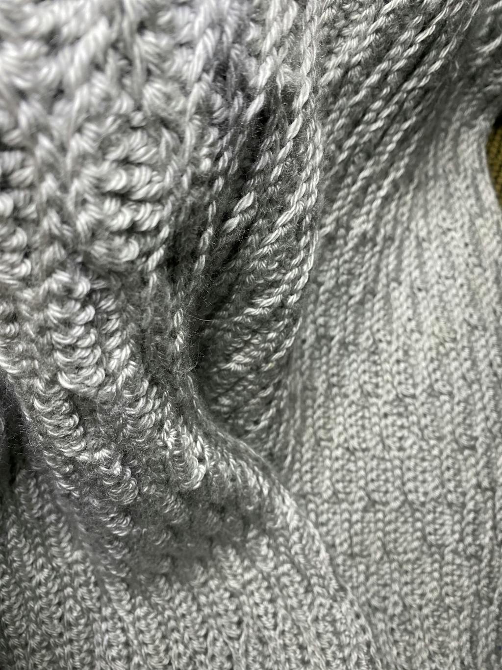 Crochet Kit - The Zanmann Throw – Lion Brand Yarn