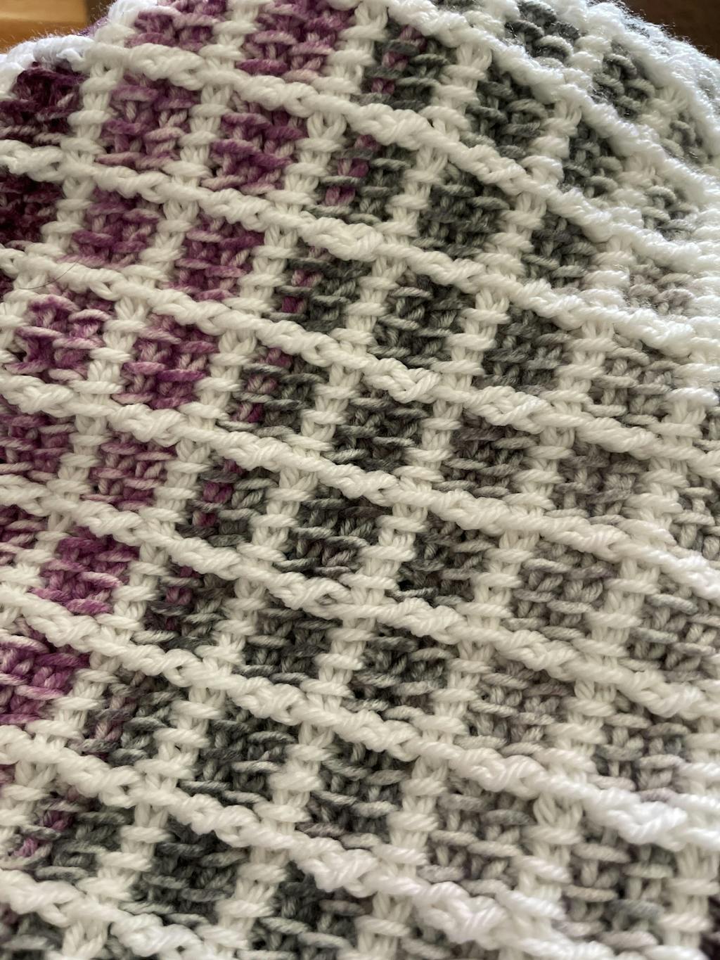 Basic Stitch Anti Pilling™ Yarn – Lion Brand Yarn