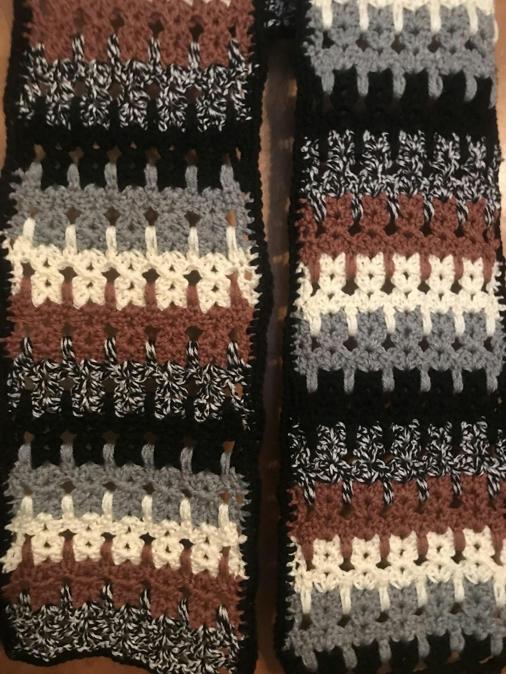 Basic Stitch Anti Pilling™ Yarn – Lion Brand Yarn