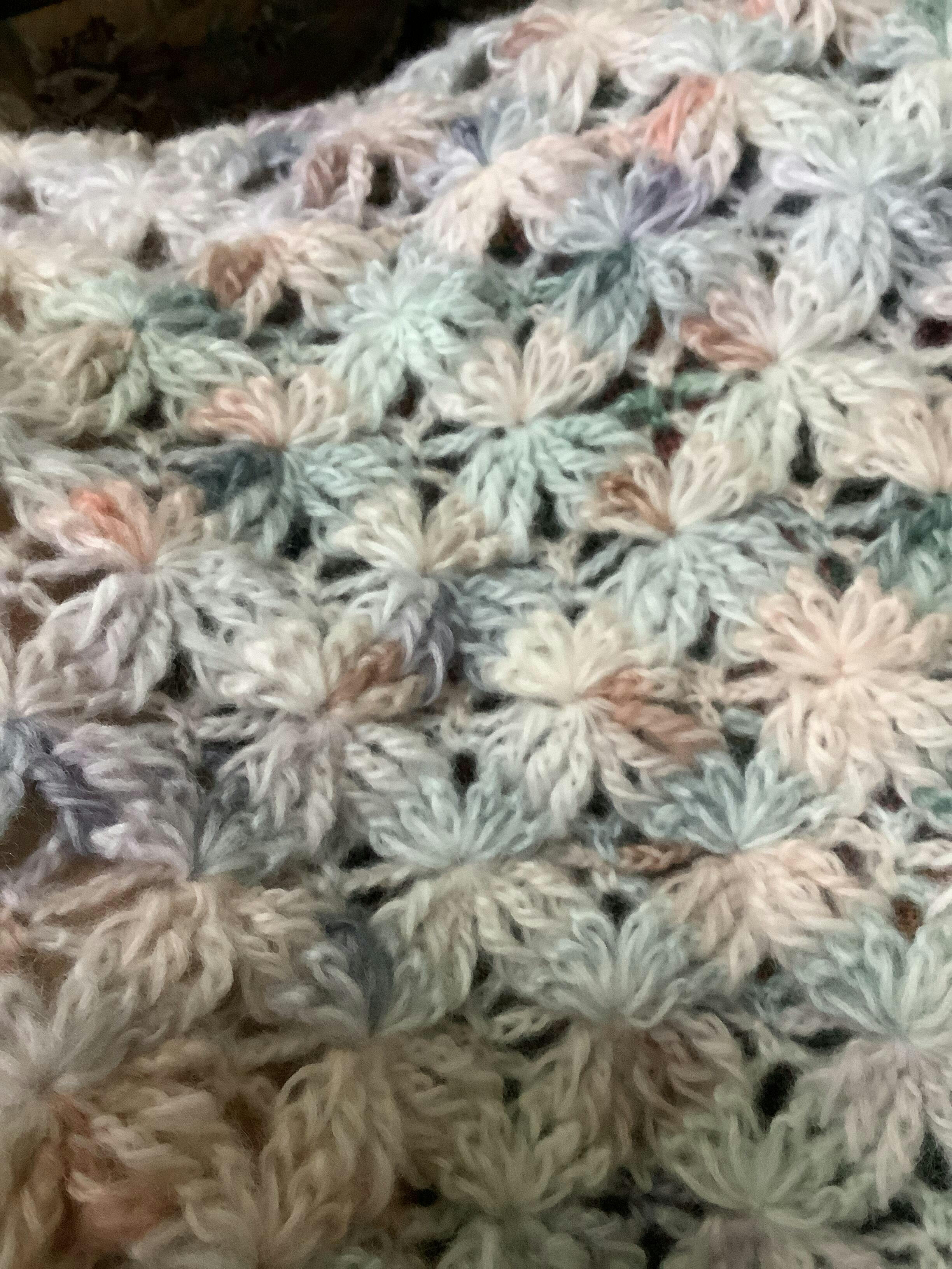 Scarfie® Lite Yarn – Lion Brand Yarn