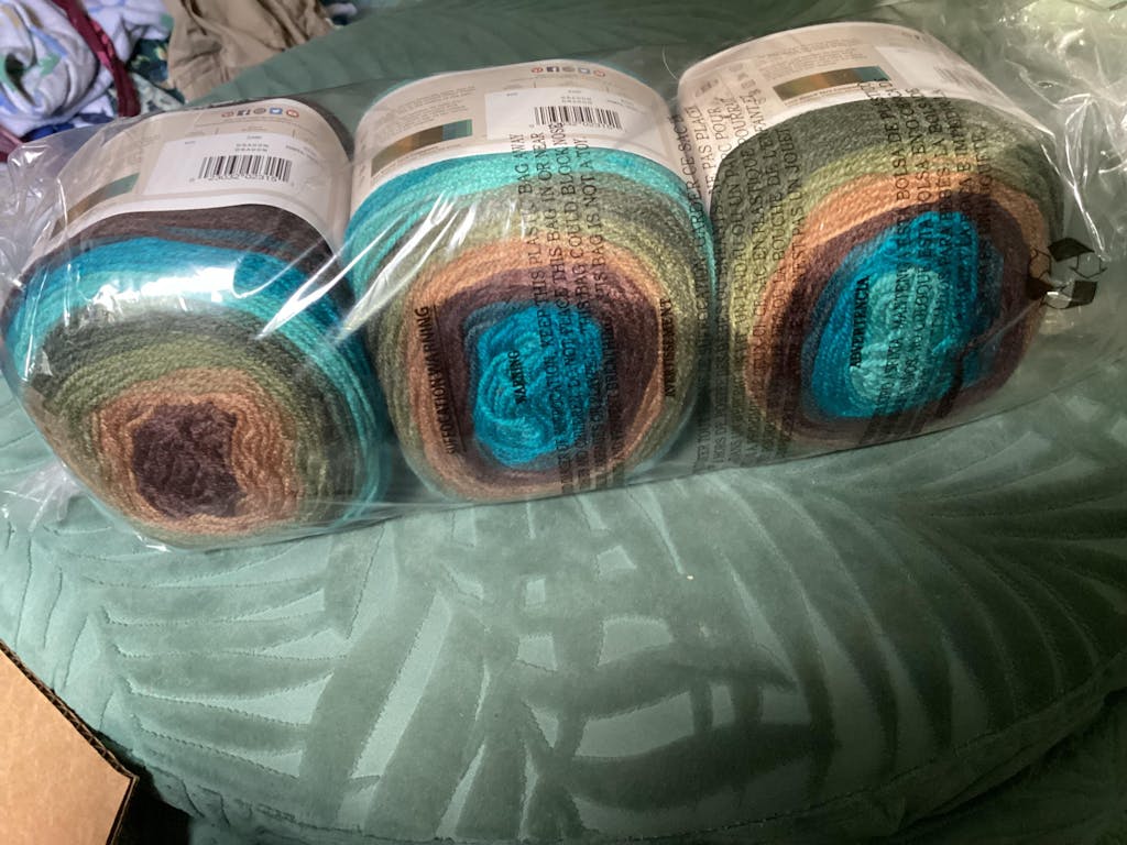 Mandala® Yarn – Lion Brand Yarn