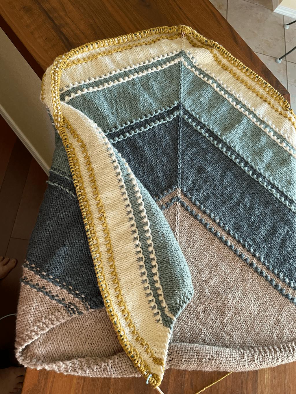 Knit Kit - Landscape Wrap – Lion Brand Yarn