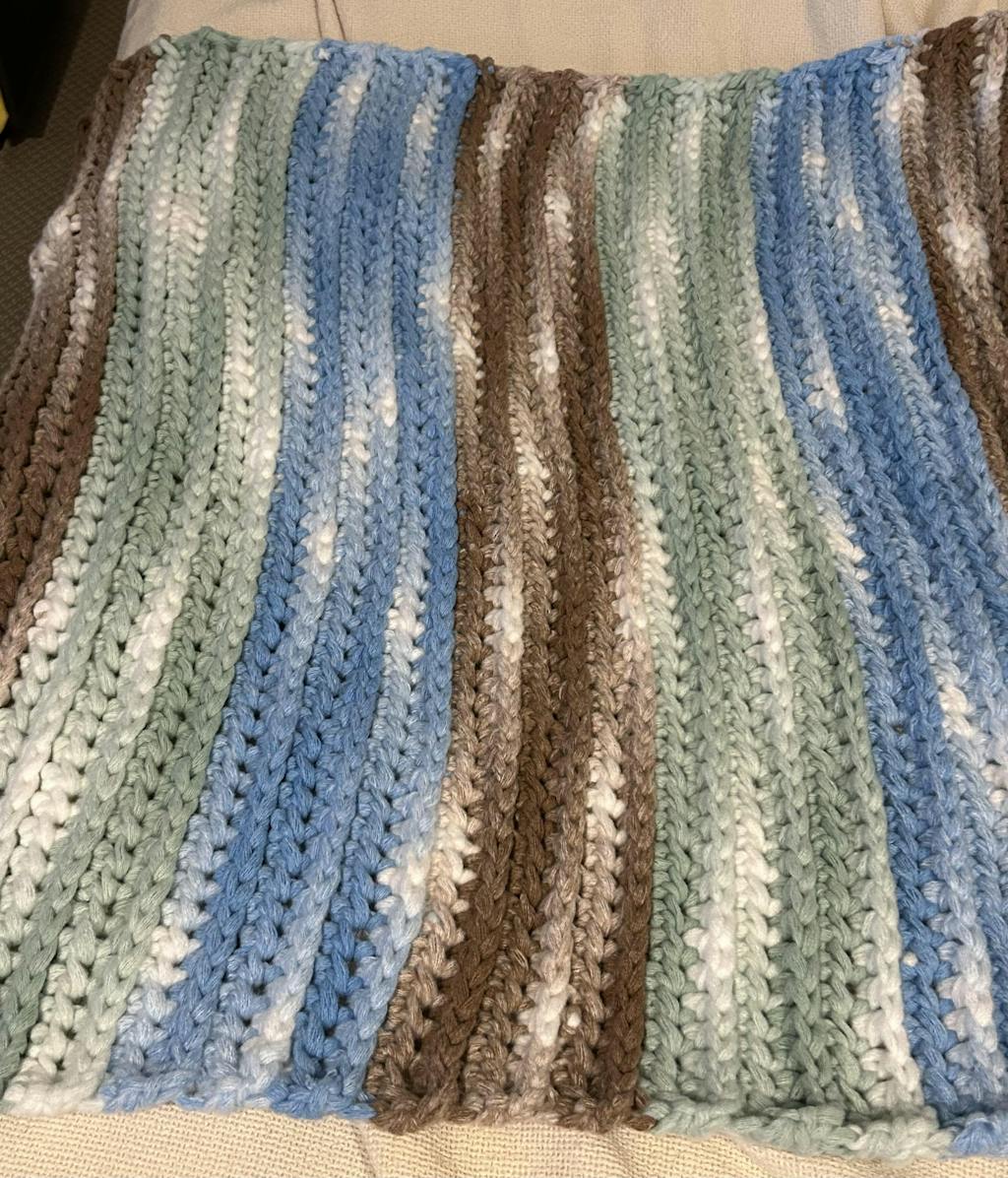 Cover Story™ Chainette Yarn – Lion Brand Yarn