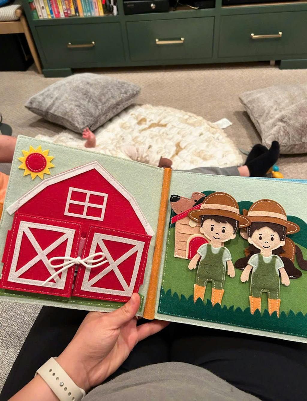 Busy Books for toddlers | Montessori quiet books | Little Cloudy