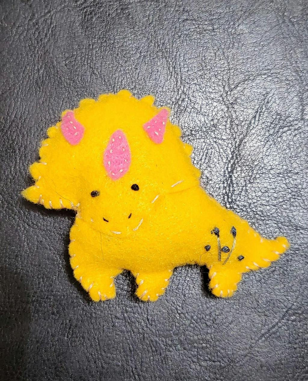 9 Dinosaurs Felt Animals sewing pattern – Little Dear Shop