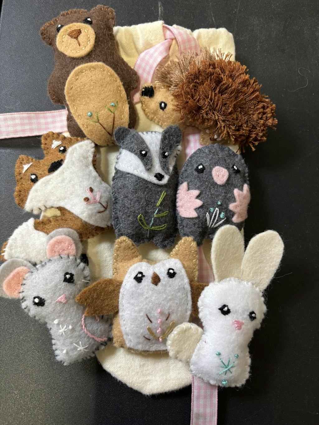 Mitten Felt Animals Sewing Pattern, Christmas story plush toys – Little ...