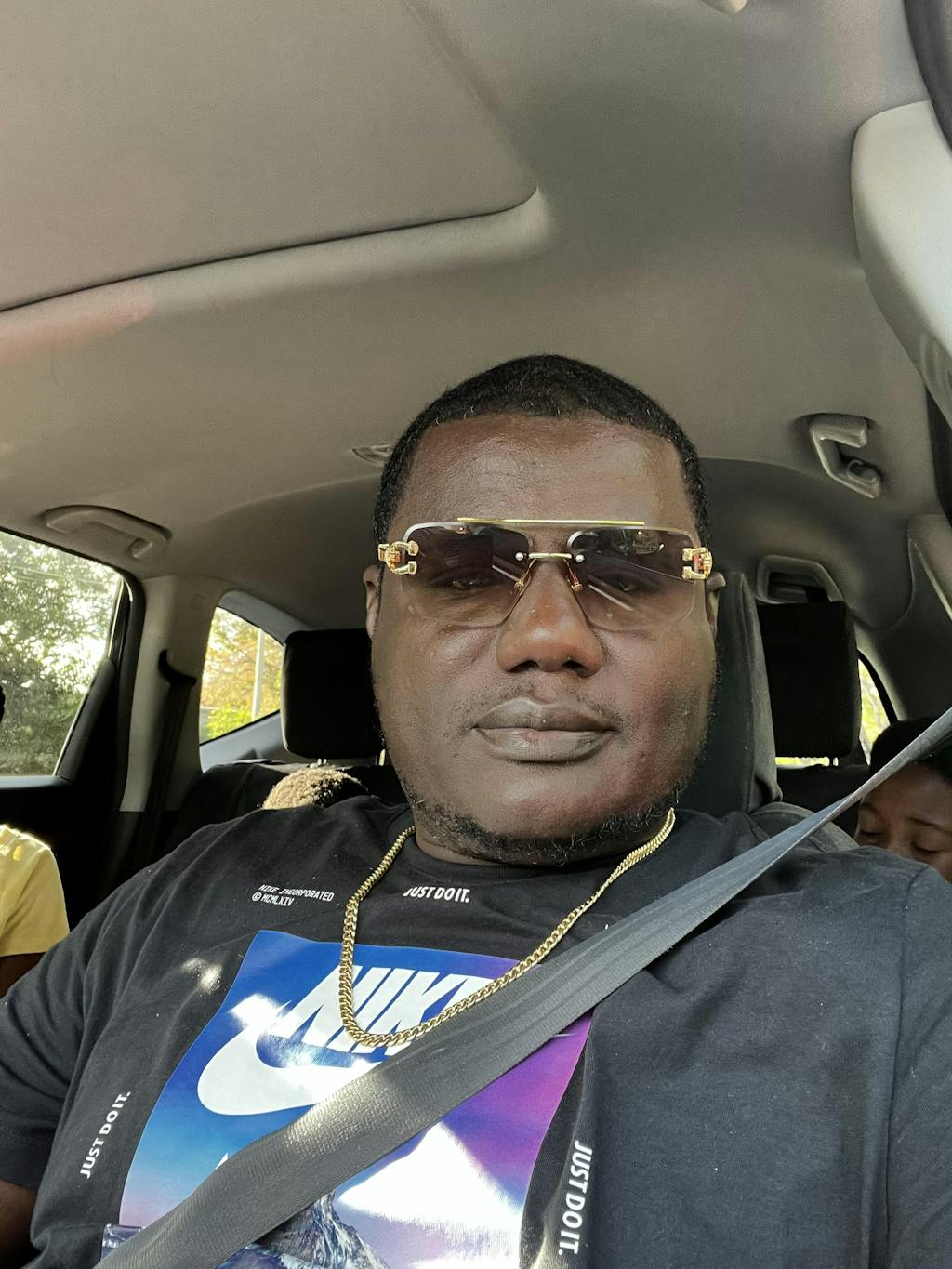 Cove – Liver & White