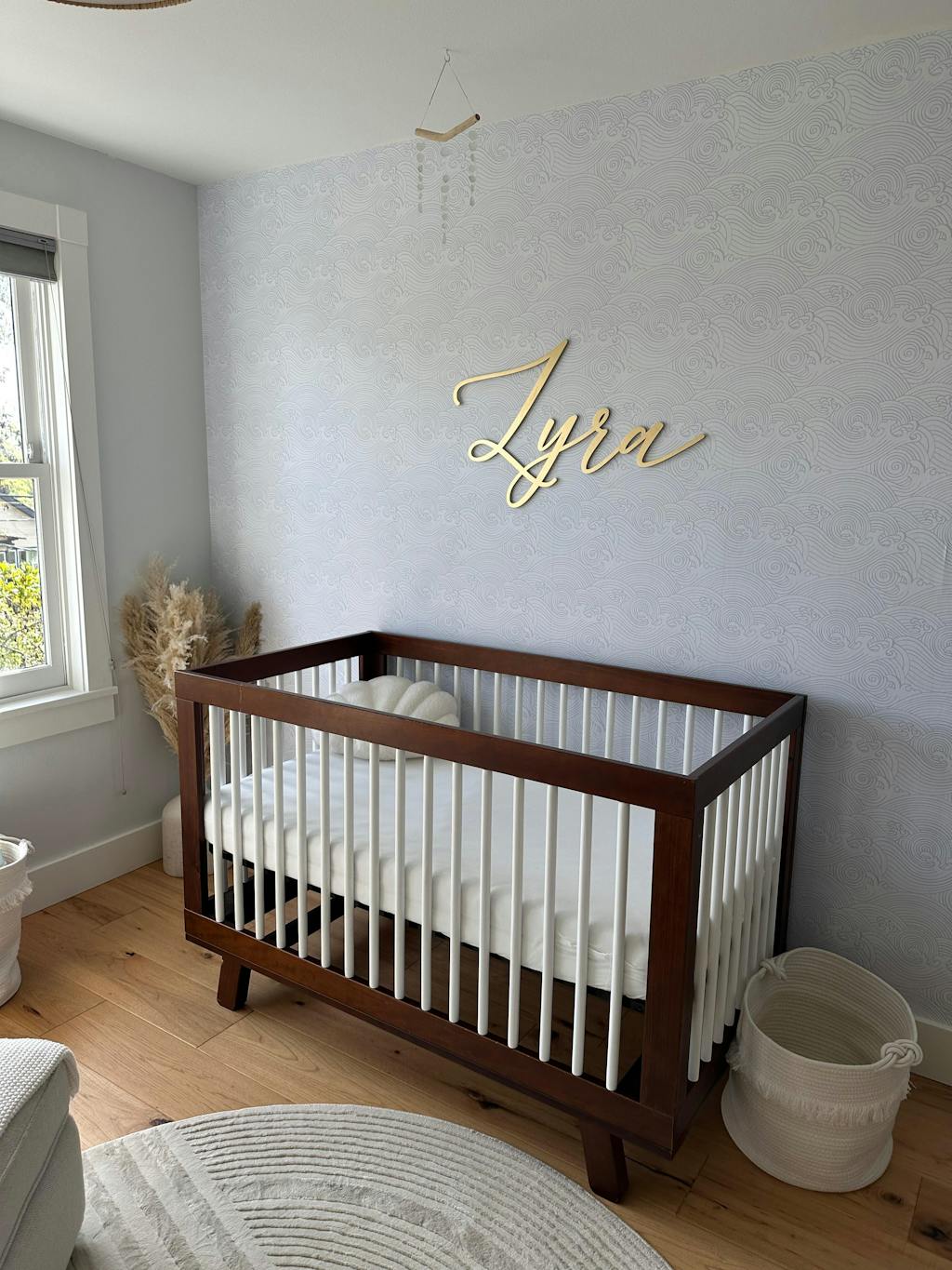 Minimal Rain Lines removable wallpaper by Livettes | Livettes Wallpaper