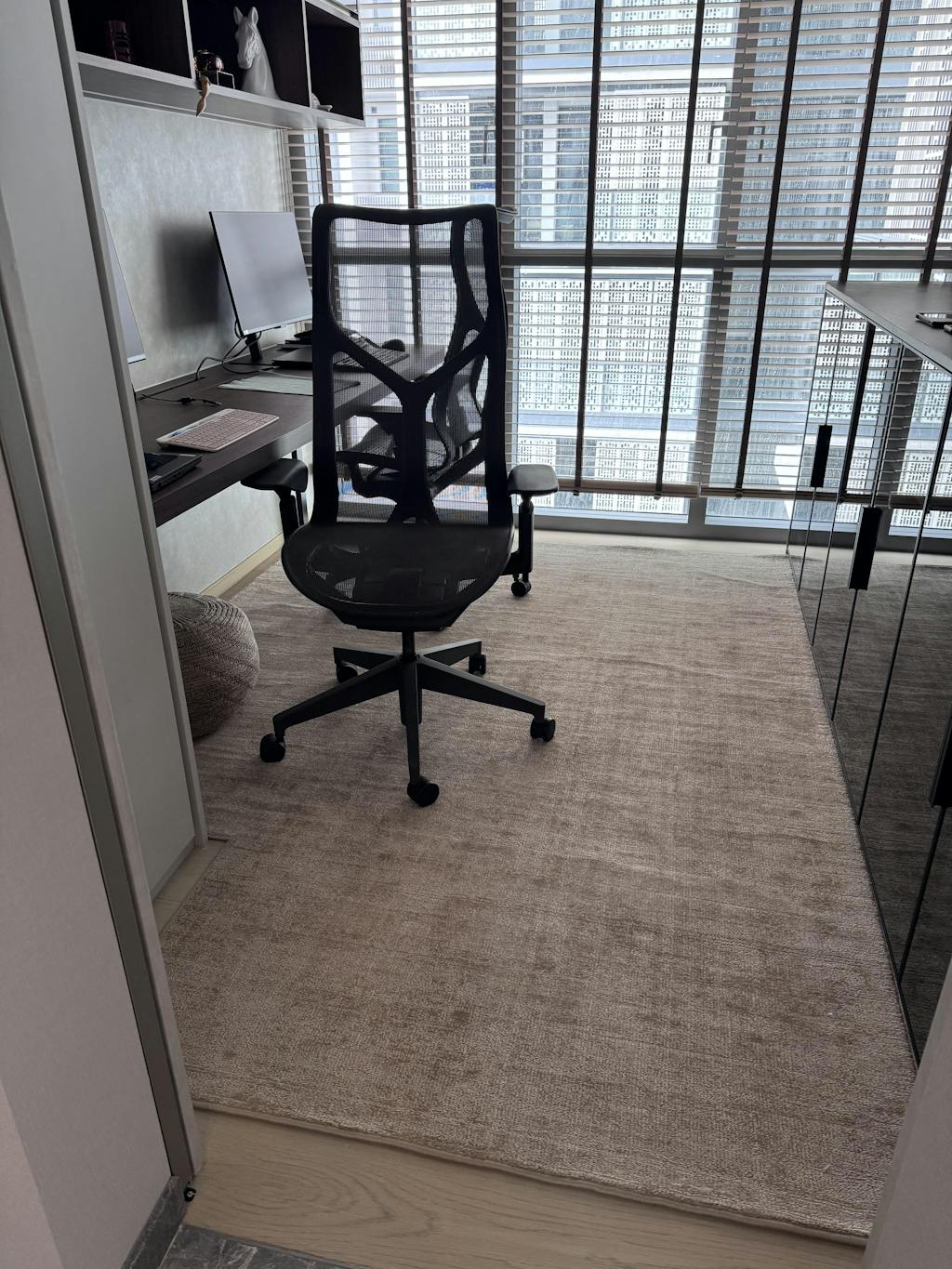 Modern Designer Rugs & Carpets Buy Online | SG Showroom | Highly Rated