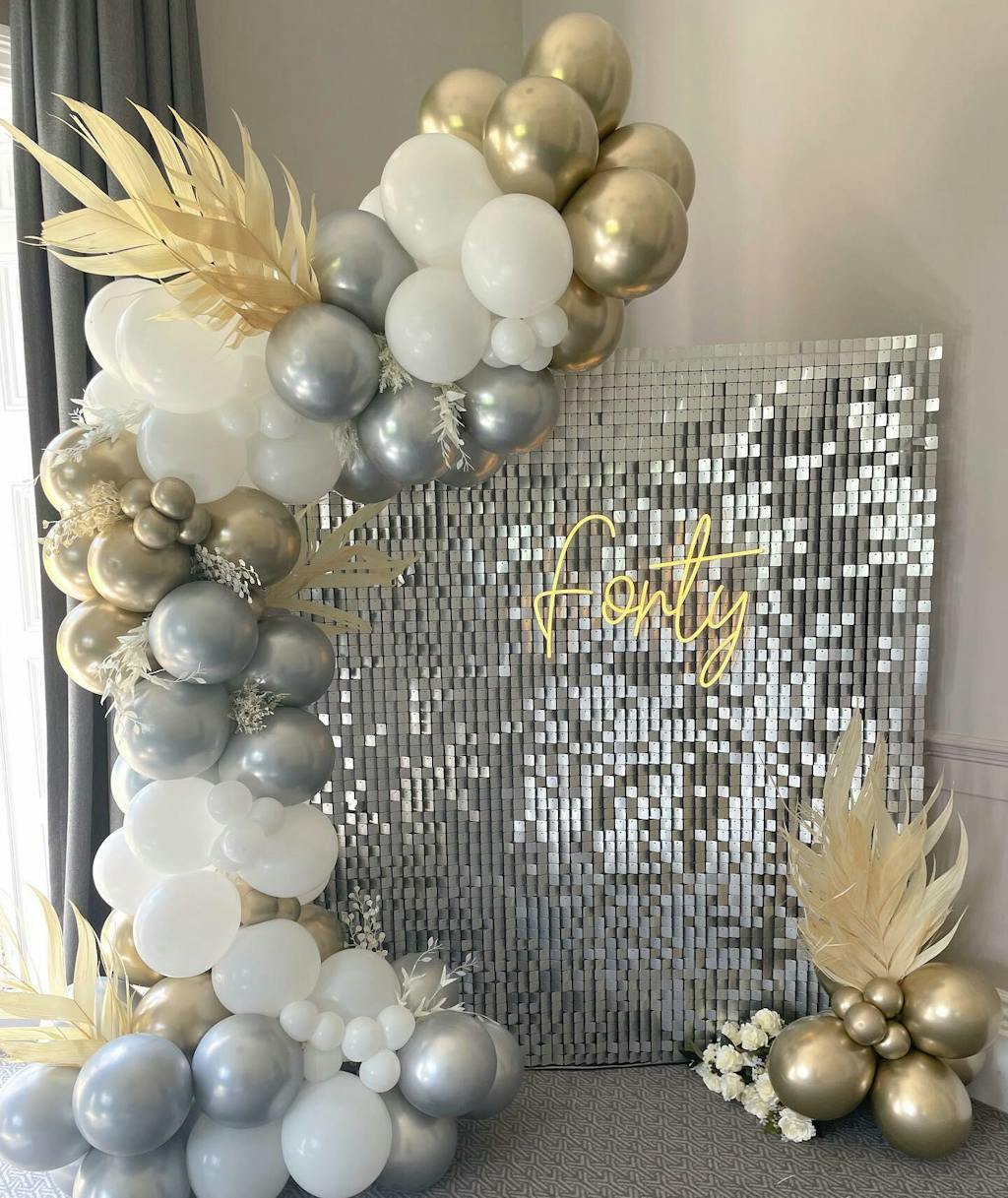 Lofaris Silver Shimmer Sequin Wall - Sequin Panels Back Decor