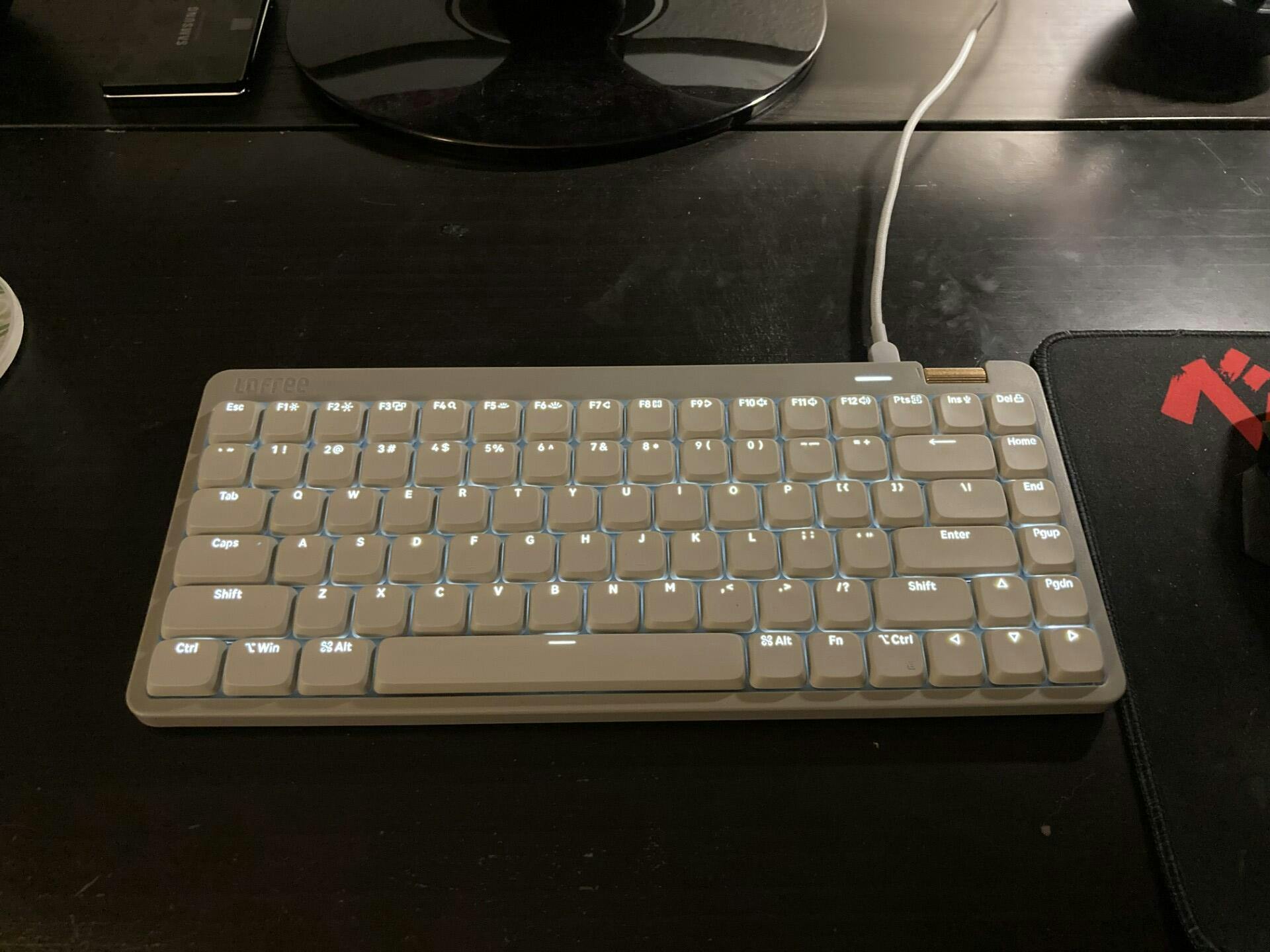 Flow Lite84 Affordable-for-all Low-profile Mechanical Keyboard | Lofree
