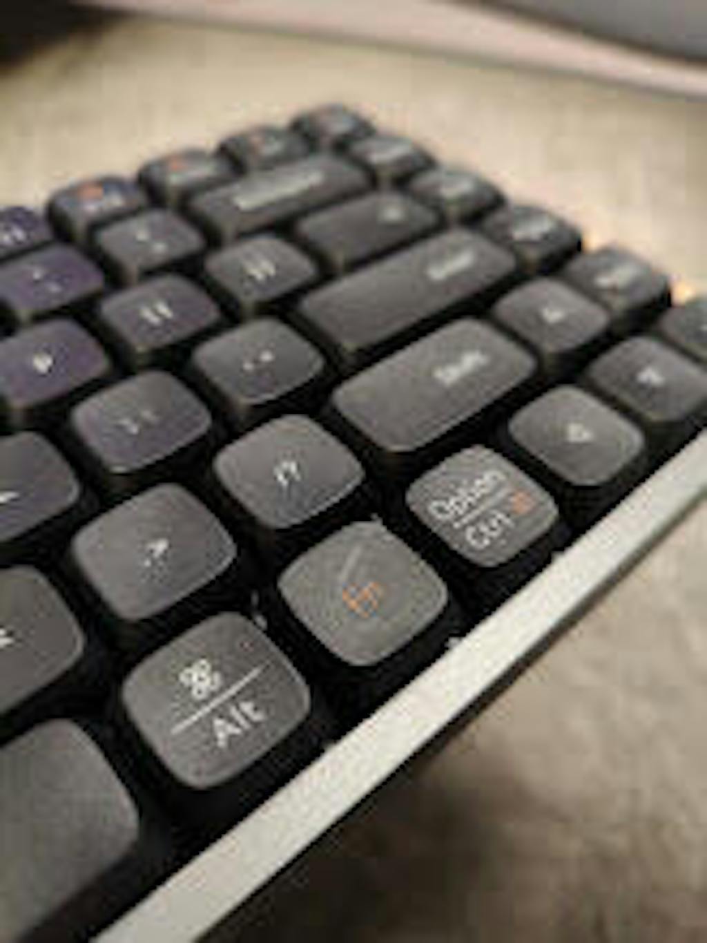 Flow84, the Smoothest Mechanical Keyboard