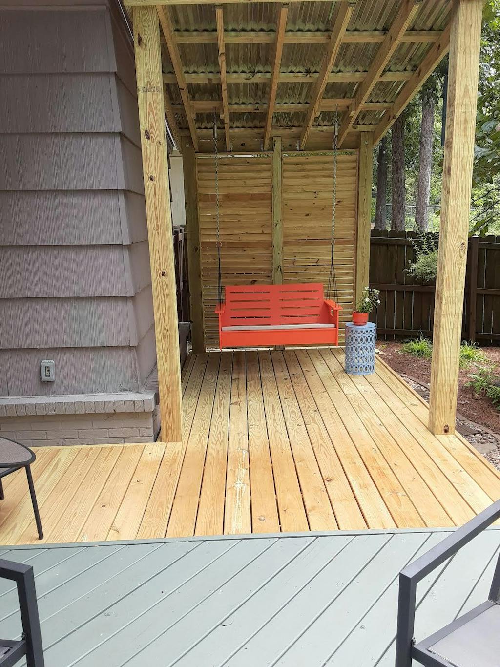 Modern Porch Swing from the Go Collection – Loll Designs