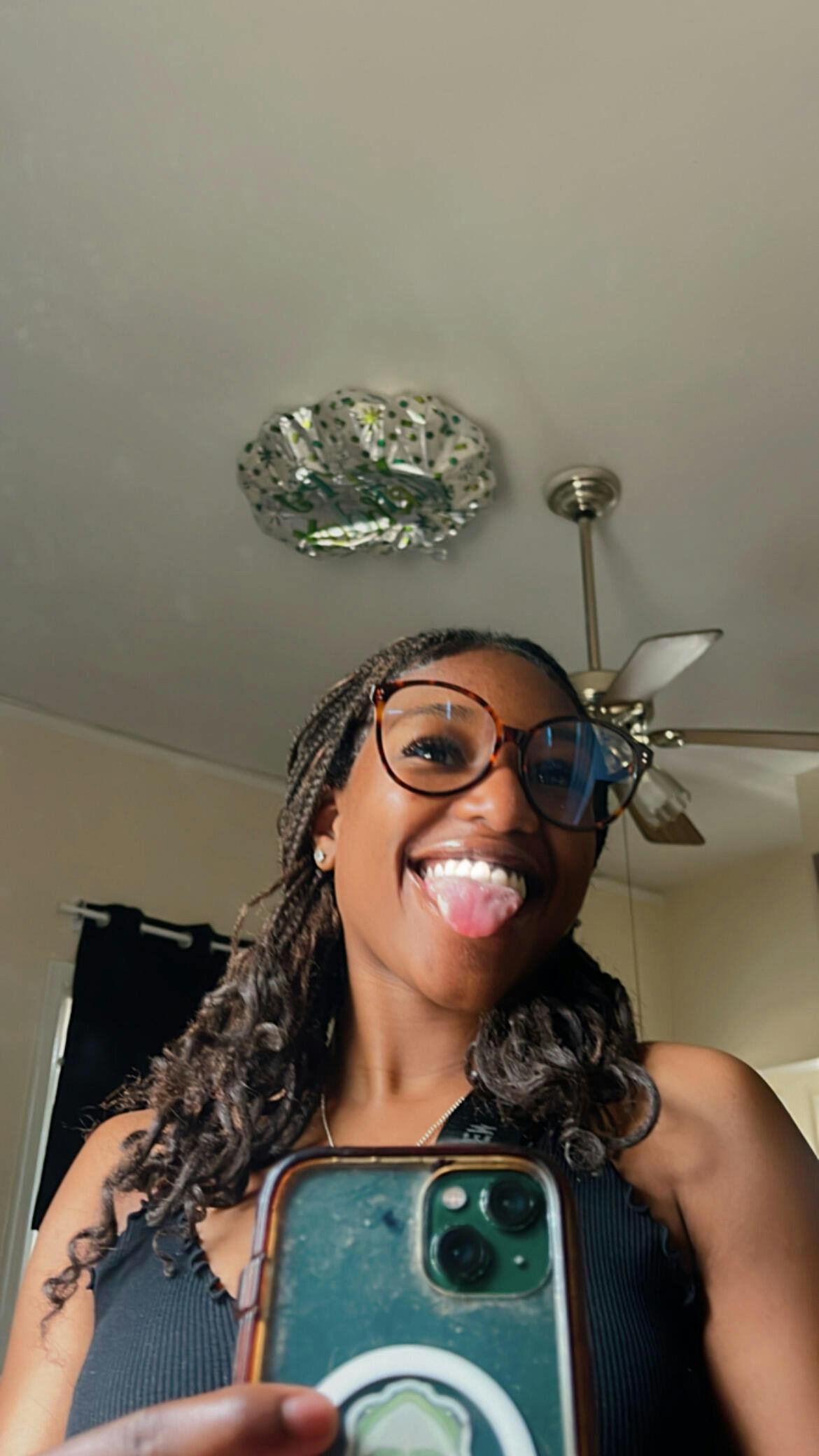 KATIE MAE – Lorvae