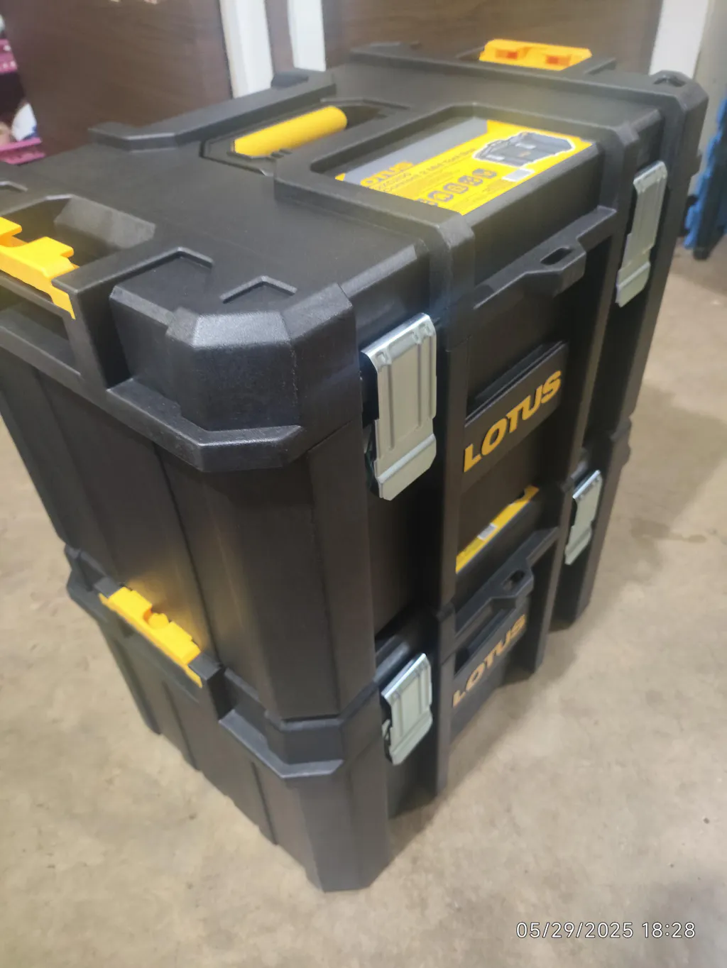 LOTUS X-CONNECT2 MID TOOL BOX LT2XC200
