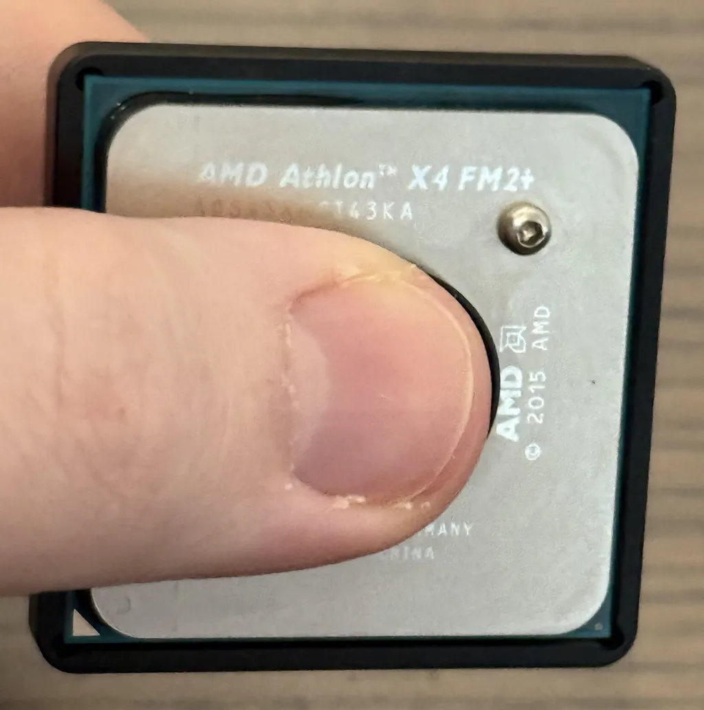 CPU Fidget Spinner – LTTStore