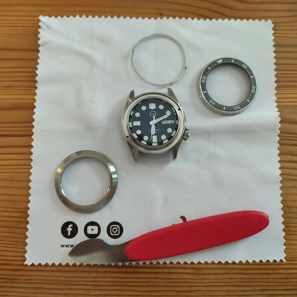 The Silver Brushed Pilot Bezel for SKX013 - SEIKO Mod Part - Lucius Atelier