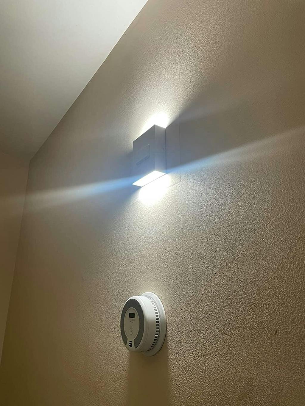 Lumary Smart Wall Sconce Light Up Down Wall Lamp Dimmable 18W 1600LM