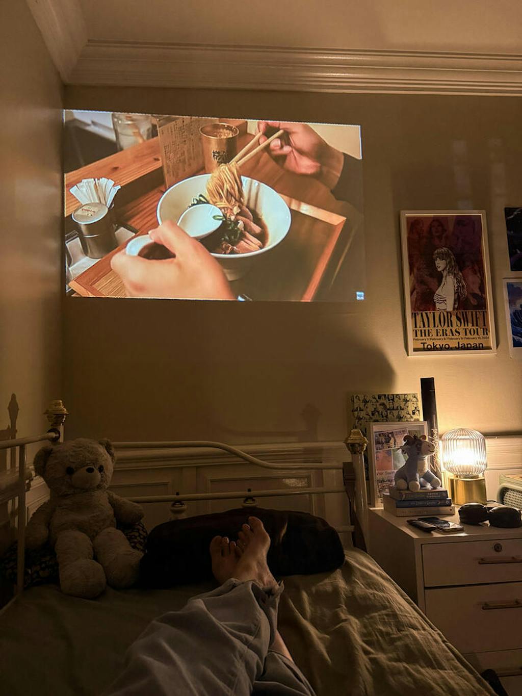 LUMOS FLOAT Home Cinema Projector – LUMOS Projectors MY