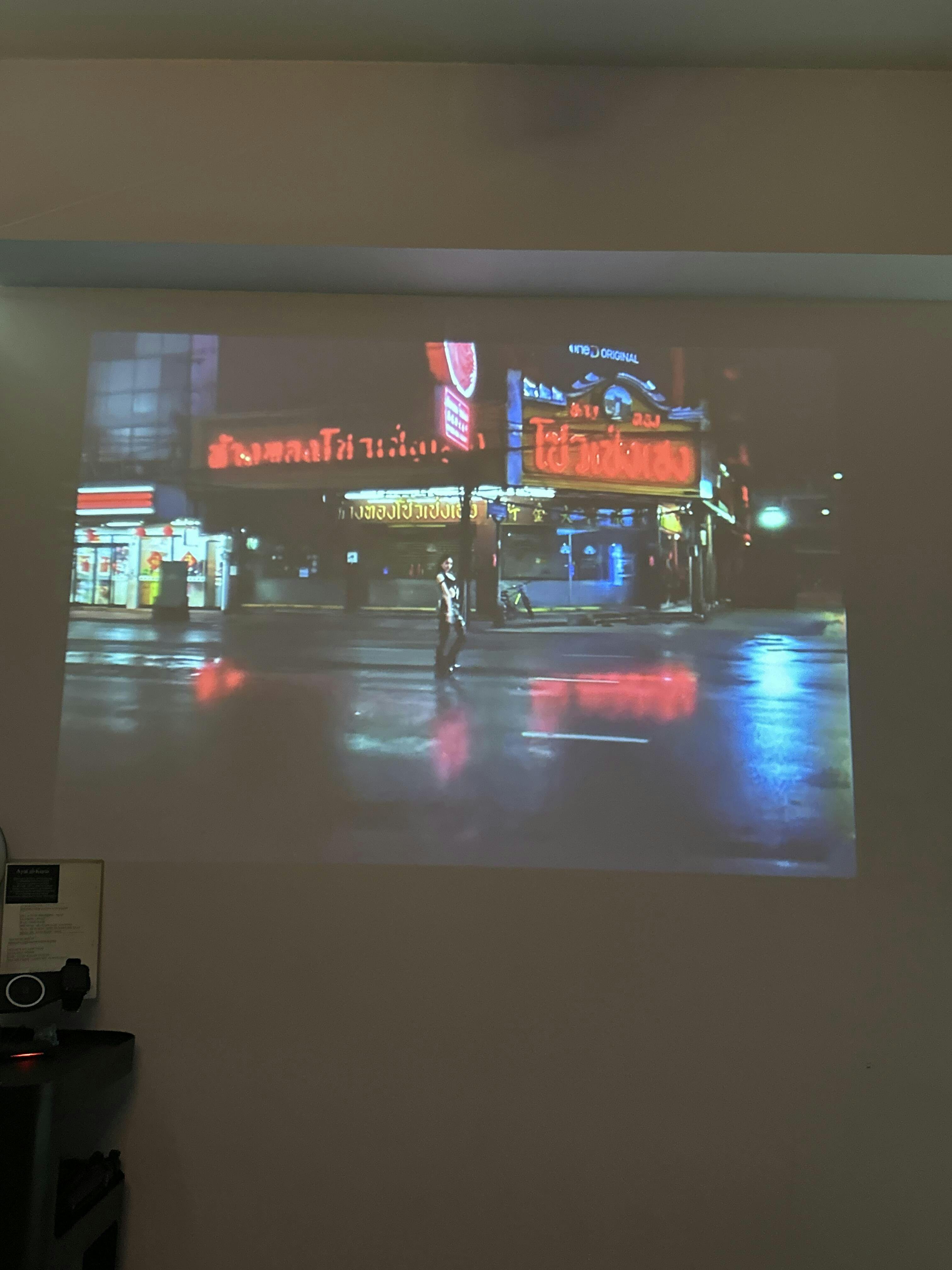 LUMOS RAY V2 Home Cinema Projector – LUMOS Projectors