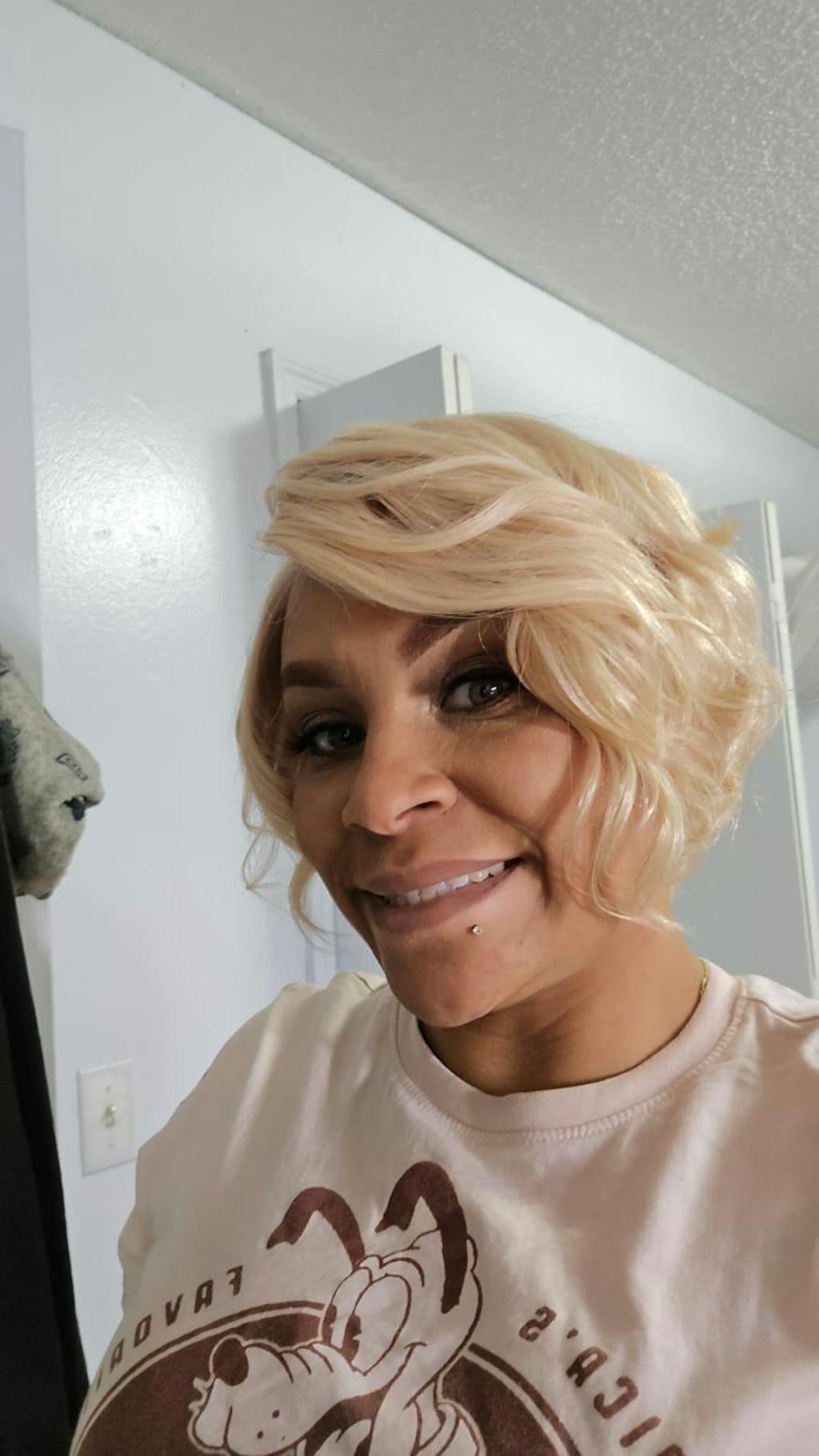 Luvme GLUELESS™ 613 Blonde Pixie Cut Minimalist HD Lace Wig