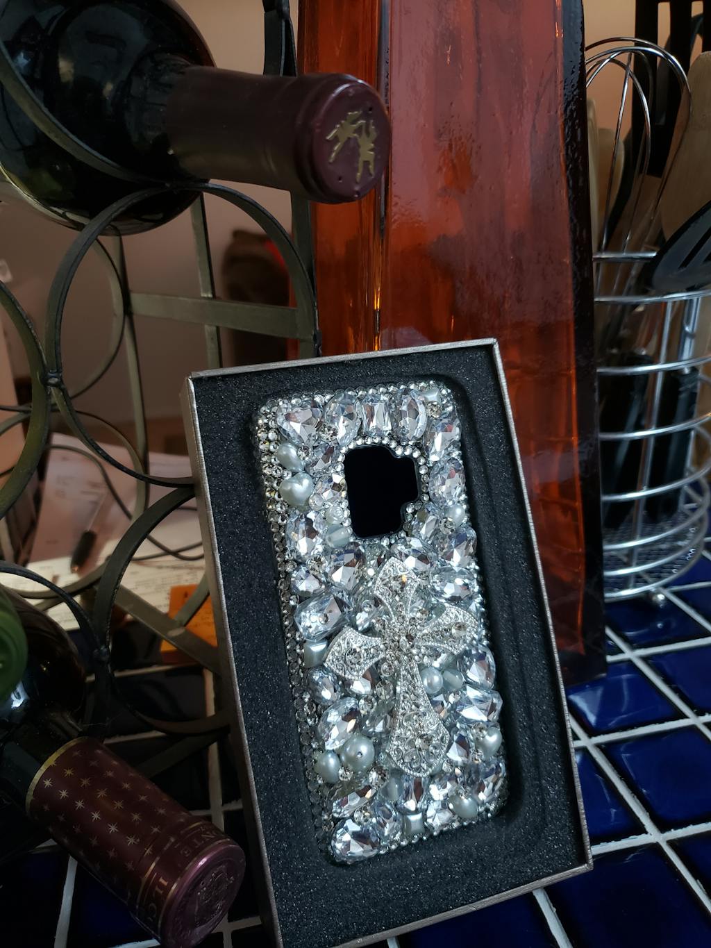 Bling cases handmade with crystals from Swarovski — LuxAddiction.com