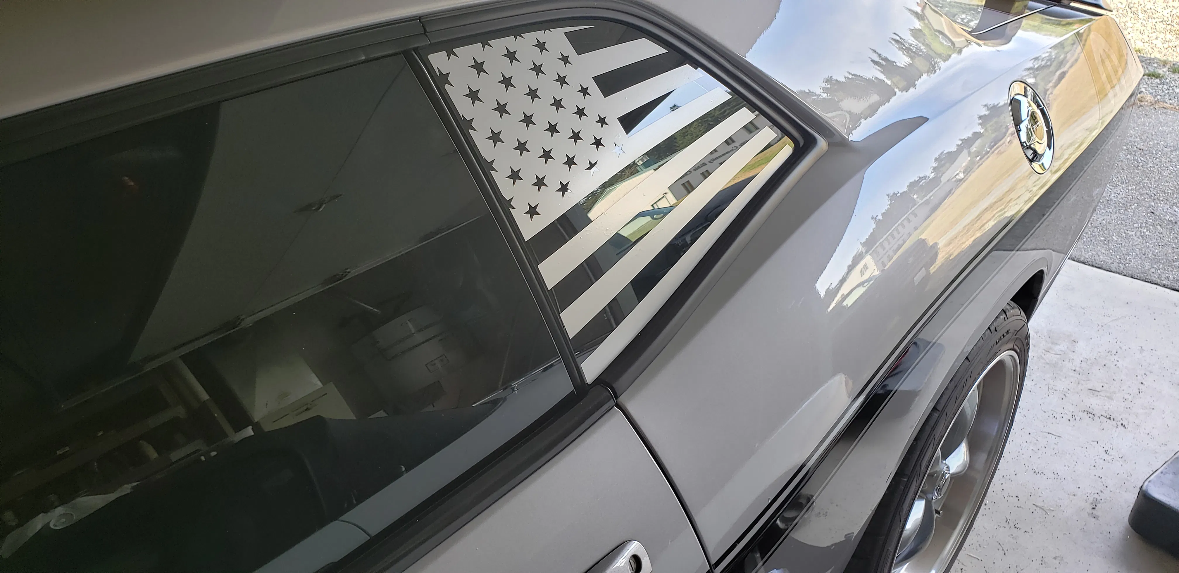2008+ Challenger Rear Side Window Flag Decal