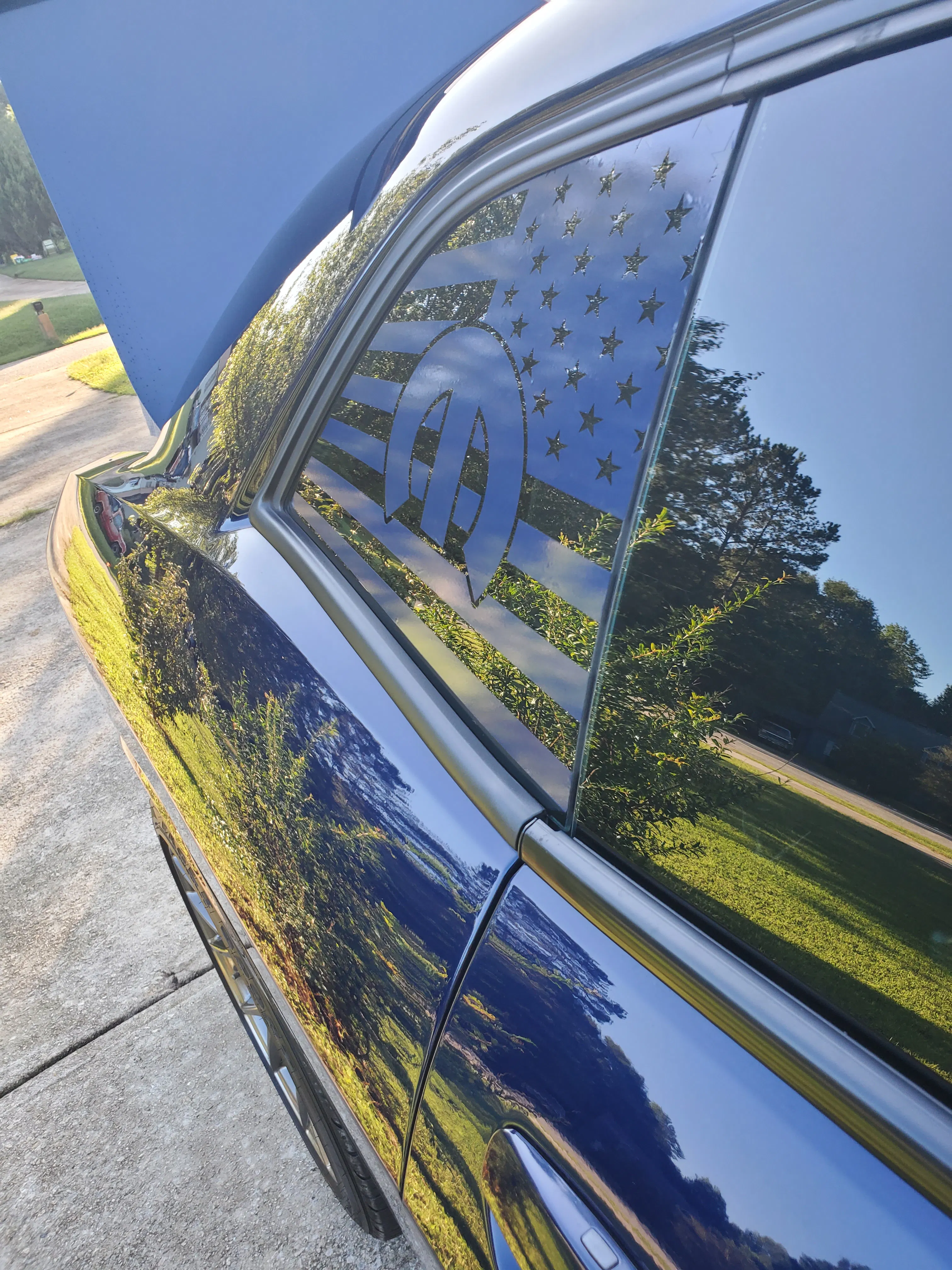 2008+ Challenger Rear Side Window Flag Decal